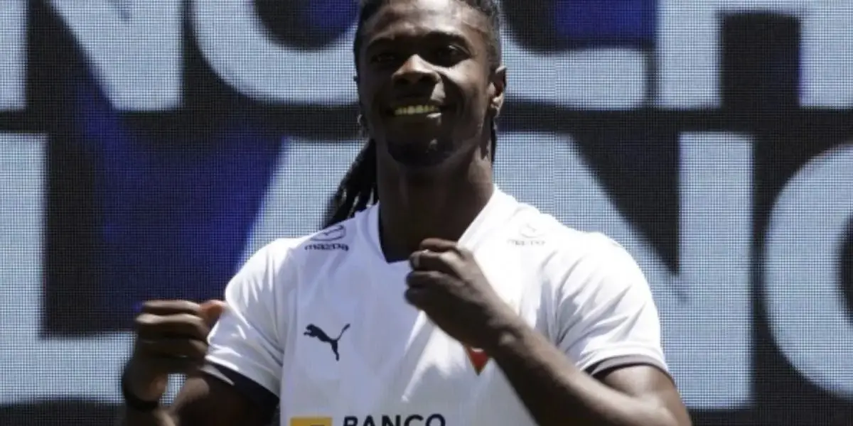 Lo que dijo la prensa internacional de Ricardo Adé central de Liga de Quito